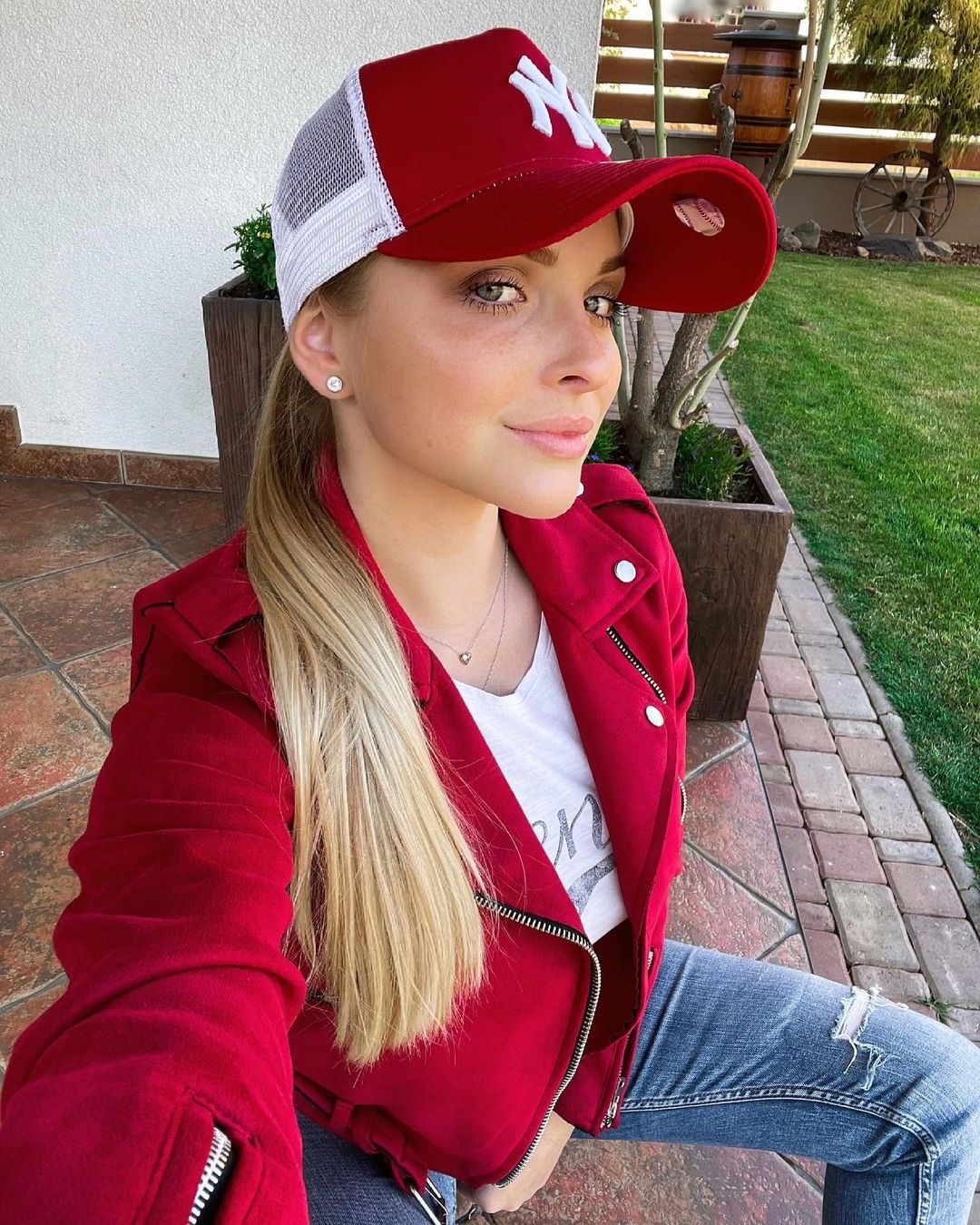 How to Meet Russian Brides Online - Meet Your Partner